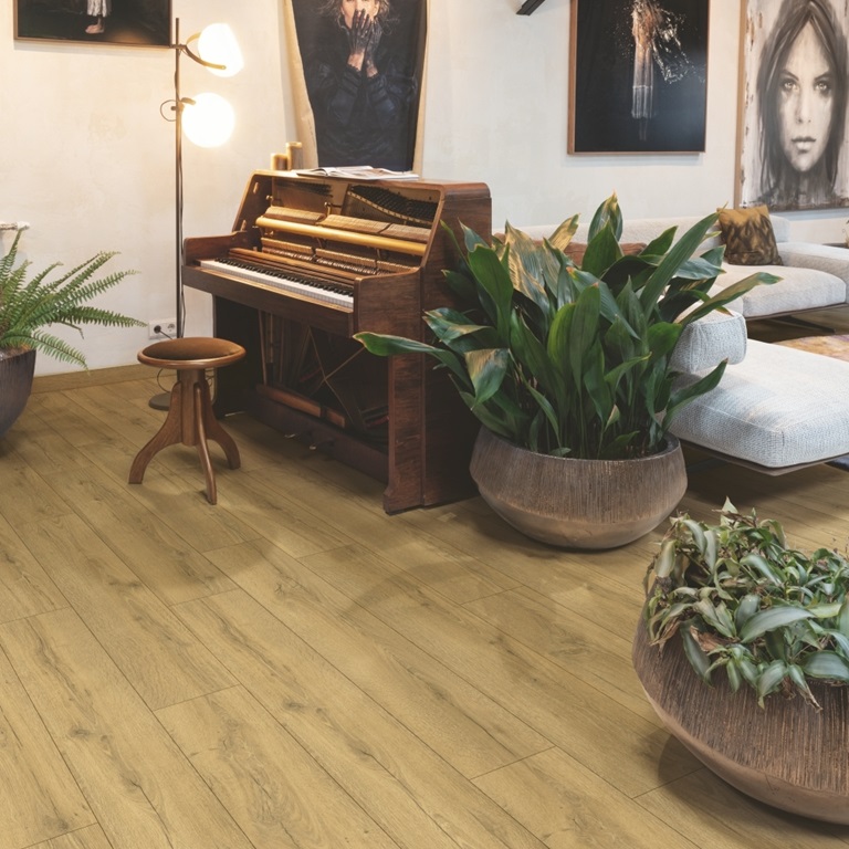 Classic Hydro Laminate by Quick-step | SPECIAL OFFER