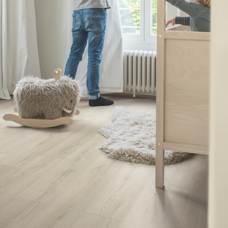 Classic Hydro Laminate by Quick-step | SPECIAL OFFER